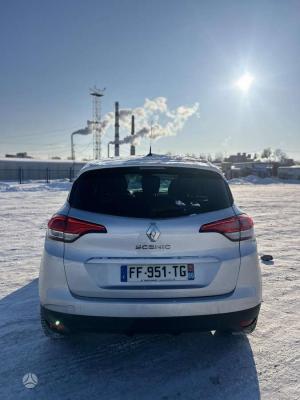 Grey Renault Scenic 2019 in Panevezys, with an engine capacity of 1.75 L and mileage of 270 thousand km for 7790 €, photo 6 on AUTOMOTO.COM.LV