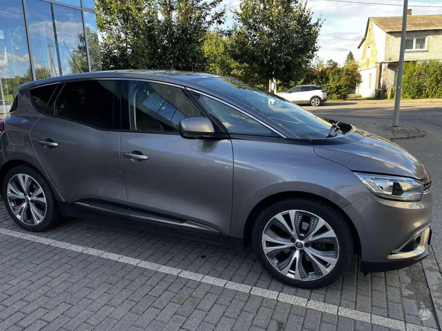 Pelēks Renault Scenic 2019 Viļņa, ar dzinēja tilpumu 1.70 L un nobraukumu 195 tūkst. km par 9500 €, foto 5 vietnē AUTOMOTO.COM.LV