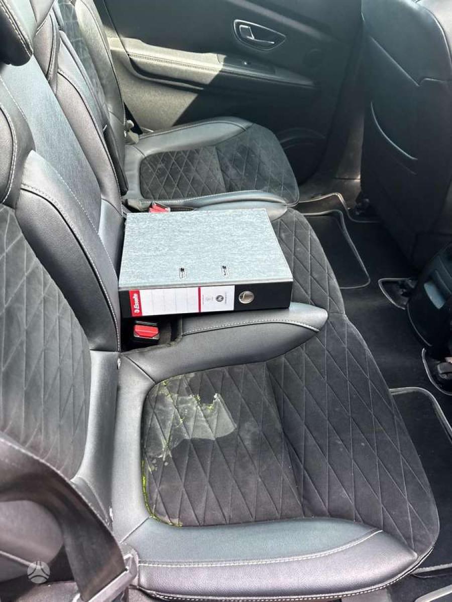 Pelēks Renault Scenic 2020 Raseiniai, ar dzinēja tilpumu 1.33 L un nobraukumu 190 tūkst. km par 10500 €, foto 19 vietnē AUTOMOTO.COM.LV