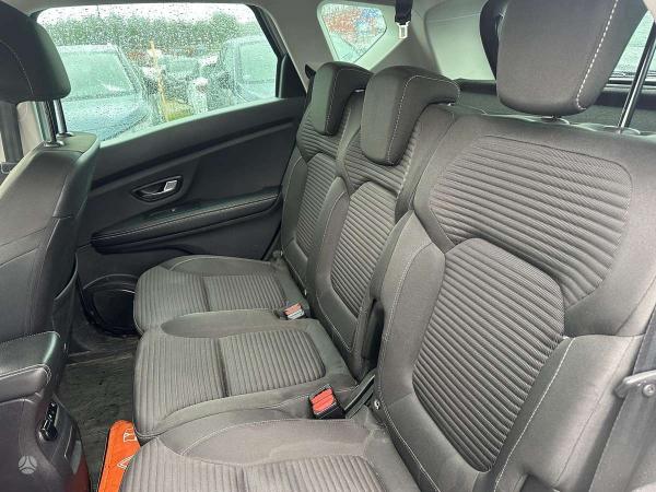 Pelēks Renault Scenic 2021 Viļņa, ar dzinēja tilpumu 1.33 L un nobraukumu 179 tūkst. km par 10889 €, foto 9 vietnē AUTOMOTO.COM.LV