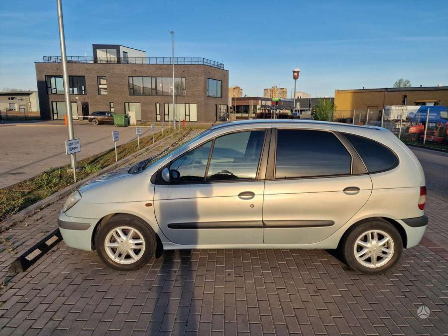 Grey Renault Scenic 2000 in Kaunas, with an engine capacity of 1.87 L and mileage of 294 thousand km for 650 €, photo 7 on AUTOMOTO.COM.LV