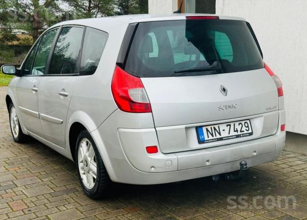 Grey Renault Scenic 2007 in Jelgava, with an engine capacity of 2.00 L and mileage of 238 thousand km for 2440 €, photo 2 on AUTOMOTO.COM.LV