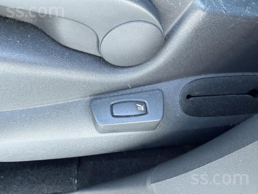 Pelēks Renault Scenic 2008 Dobele, ar dzinēja tilpumu 2.00 L un nobraukumu 239 tūkst. km par 1400 €, foto 28 vietnē AUTOMOTO.COM.LV