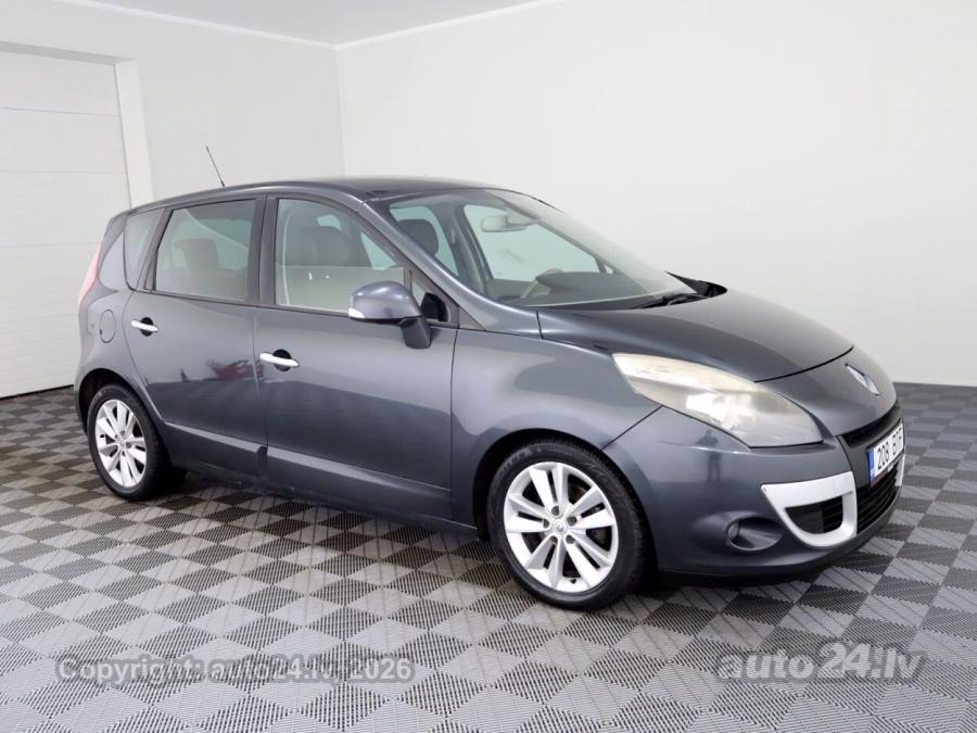 Pelēks Renault Scenic 2010 Tallina, ar dzinēja tilpumu 2.00 L un nobraukumu 257 tūkst. km par 2499 €, foto 1 vietnē AUTOMOTO.COM.LV