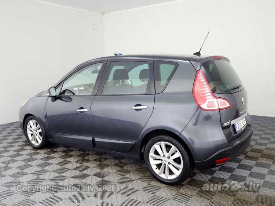 Grey Renault Scenic 2010 in Tallinn, with an engine capacity of 2.00 L and mileage of 257 thousand km for 2499 €, photo 4 on AUTOMOTO.COM.LV