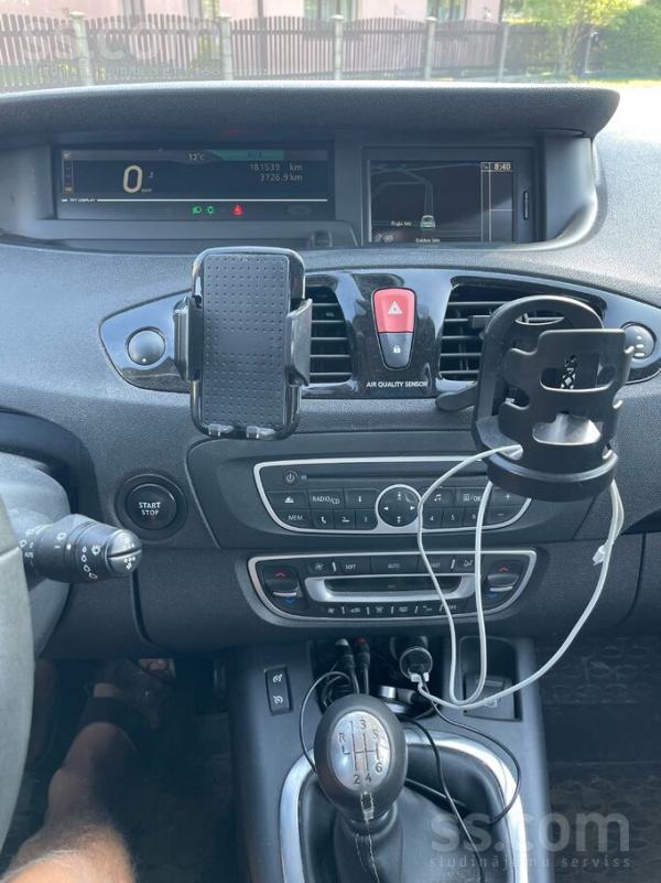 Grey Renault Scenic 2011 in Jelgava, with an engine capacity of 1.90 L and mileage of 210 thousand km for 2350 €, photo 4 on AUTOMOTO.COM.LV