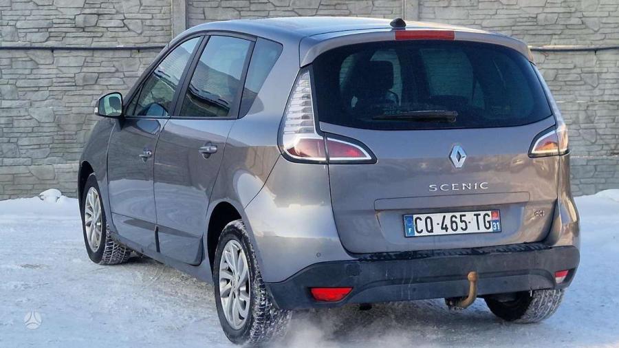 Pelēks Renault Scenic 2013 Tauragė, ar dzinēja tilpumu 1.50 L un nobraukumu 260 tūkst. km par 3500 €, foto 4 vietnē AUTOMOTO.COM.LV