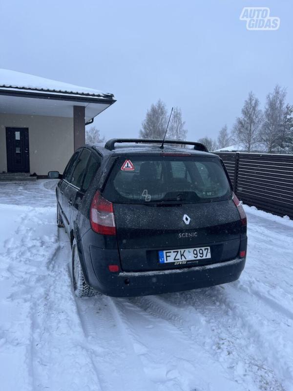 Renault Scenic 2004 Viļņa, ar dzinēja tilpumu 2.20 L un nobraukumu 280 tūkst. km par 950 €, foto 4 vietnē AUTOMOTO.COM.LV