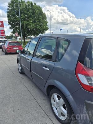 Renault Scenic 2006 Ogre, ar dzinēja tilpumu 2.00 L un nobraukumu 304 tūkst. km par 700 €, foto 4 vietnē AUTOMOTO.COM.LV
