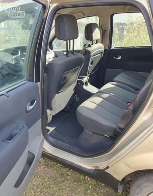 Renault Scenic 2008 Šauļi, ar dzinēja tilpumu 1.50 L un nobraukumu 420 tūkst. km par 350 €, foto 7 vietnē AUTOMOTO.COM.LV