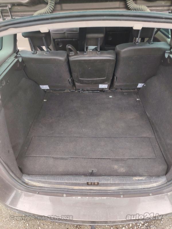 Renault Scenic 2009 in Tallinn, with an engine capacity of 1.90 L and mileage of 0 thousand km for 2800 €, photo 5 on AUTOMOTO.COM.LV