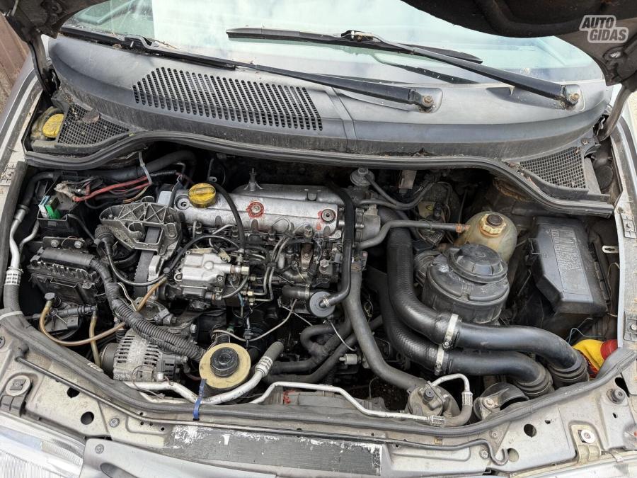 Renault Scenic 1999 Panevēža, ar dzinēja tilpumu 1.90 L un nobraukumu 300 tūkst. km par 230 €, foto 5 vietnē AUTOMOTO.COM.LV