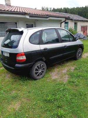 Renault Scenic 2000 Viļņa, ar dzinēja tilpumu 1.60 L un nobraukumu 250 tūkst. km par 500 €, foto  vietnē AUTOMOTO.COM.LV