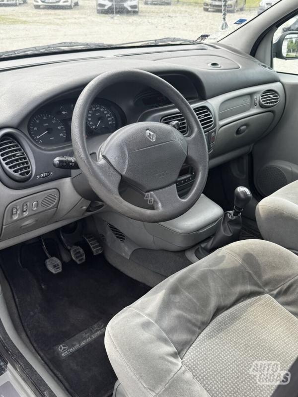 Renault Scenic 2002 Klaipėda, ar dzinēja tilpumu 1.90 L un nobraukumu 289 tūkst. km par 650 €, foto 6 vietnē AUTOMOTO.COM.LV