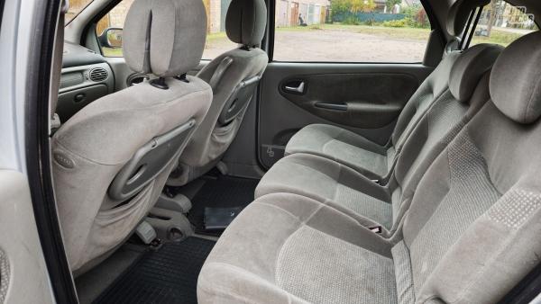 Рено Сценик 2002 в Шяуляй, объемом двигателя 1.90 л и пробегом 250 тыс. км за 650 €, фото 7 на AUTOMOTO.COM.LV