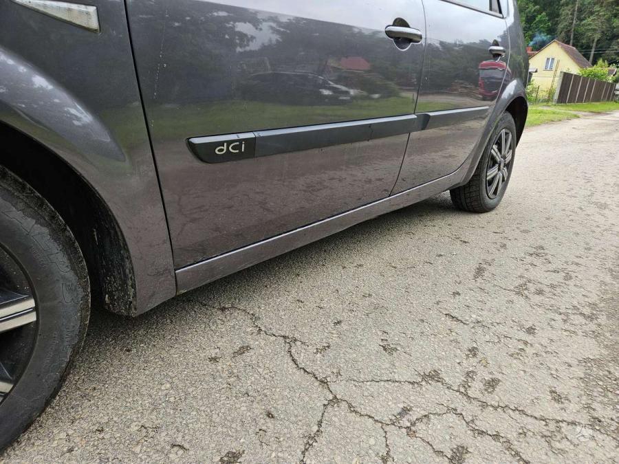 Renault Scenic 2003 Prienai, ar dzinēja tilpumu 1.46 L un nobraukumu 233 tūkst. km par 700 €, foto 6 vietnē AUTOMOTO.COM.LV
