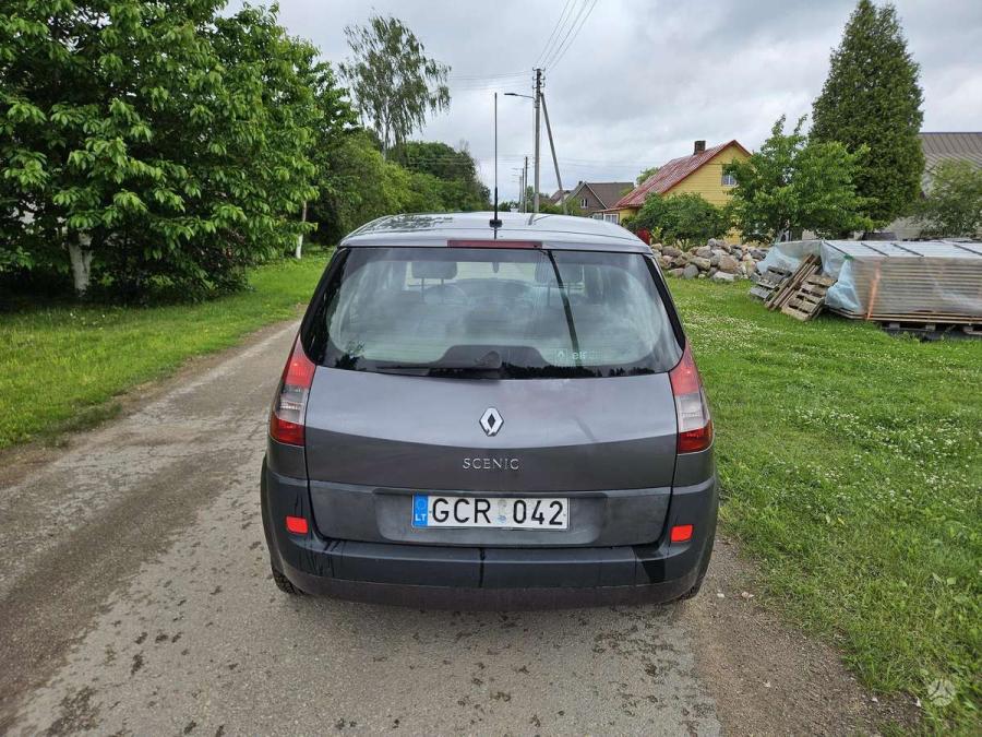 Renault Scenic 2003 Prienai, ar dzinēja tilpumu 1.46 L un nobraukumu 233 tūkst. km par 700 €, foto 8 vietnē AUTOMOTO.COM.LV
