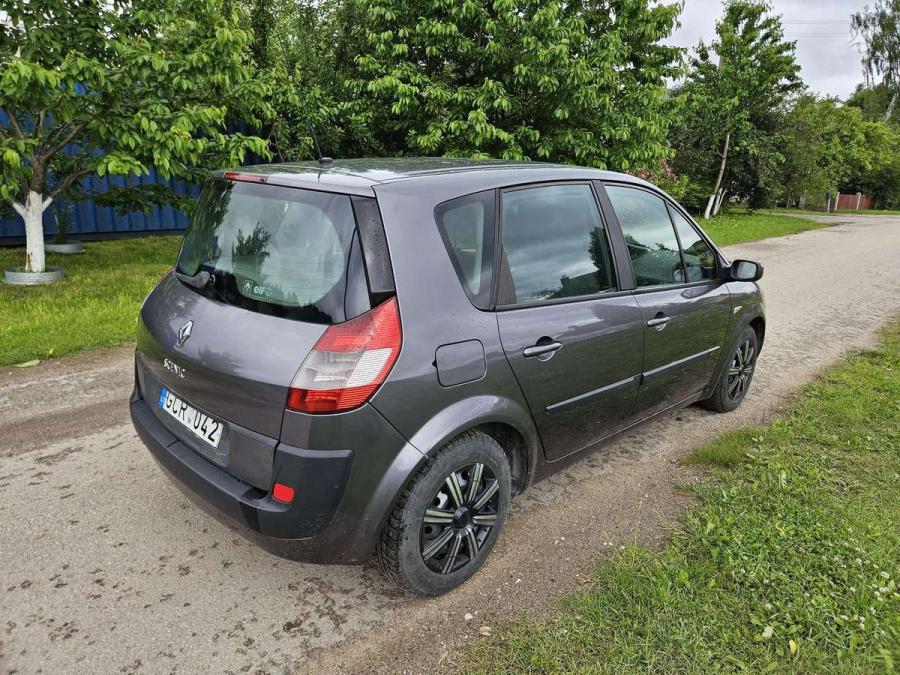Renault Scenic 2003 Prienai, ar dzinēja tilpumu 1.46 L un nobraukumu 233 tūkst. km par 700 €, foto 9 vietnē AUTOMOTO.COM.LV