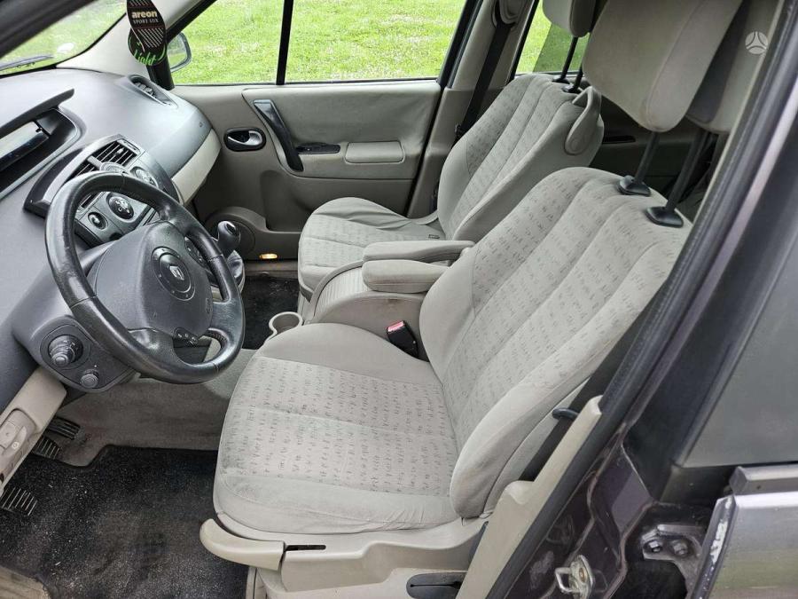 Renault Scenic 2003 Prienai, ar dzinēja tilpumu 1.46 L un nobraukumu 233 tūkst. km par 700 €, foto 16 vietnē AUTOMOTO.COM.LV