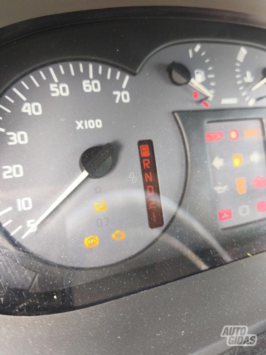 Renault Scenic 2003 Kauņa, ar dzinēja tilpumu 1.60 L un nobraukumu 182 tūkst. km par 350 €, foto 13 vietnē AUTOMOTO.COM.LV