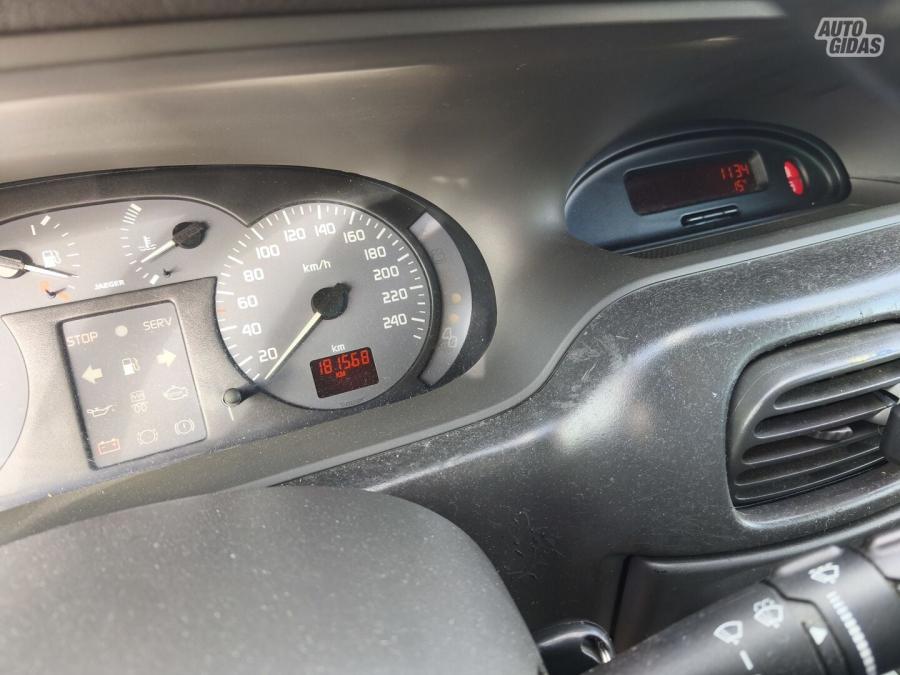 Renault Scenic 2003 Kauņa, ar dzinēja tilpumu 1.60 L un nobraukumu 182 tūkst. km par 350 €, foto 14 vietnē AUTOMOTO.COM.LV