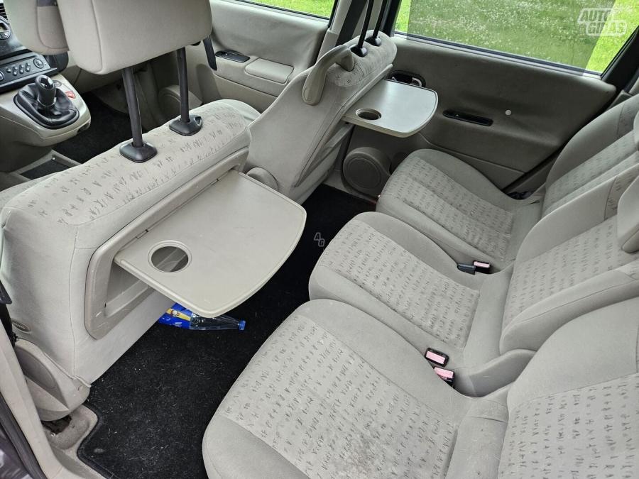 Renault Scenic 2004 in Prienai, with an engine capacity of 1.50 L and mileage of 234 thousand km for 699 €, photo 12 on AUTOMOTO.COM.LV