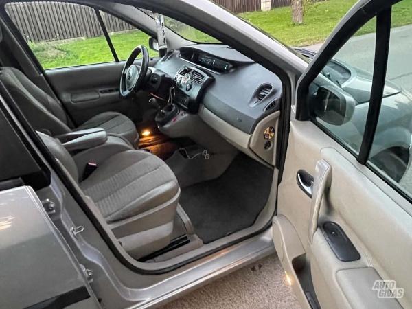Renault Scenic 2004 Šauļi, ar dzinēja tilpumu 1.90 L un nobraukumu 252 tūkst. km par 900 €, foto 10 vietnē AUTOMOTO.COM.LV