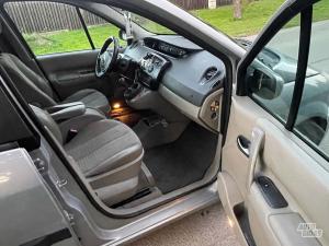 Renault Scenic 2004 Šauļi, ar dzinēja tilpumu 1.90 L un nobraukumu 252 tūkst. km par 900 €, foto 10 vietnē AUTOMOTO.COM.LV