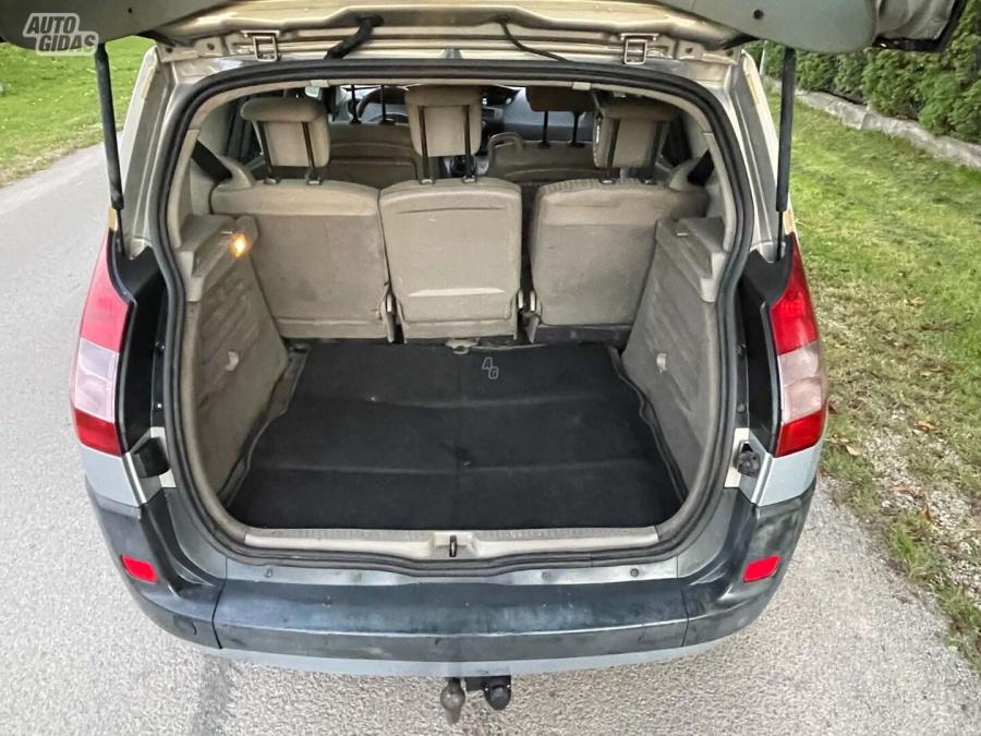 Renault Scenic 2004 Šauļi, ar dzinēja tilpumu 1.90 L un nobraukumu 252 tūkst. km par 900 €, foto 16 vietnē AUTOMOTO.COM.LV