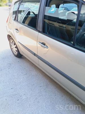 Renault Scenic 2006 Rīga, ar dzinēja tilpumu 1.50 L un nobraukumu 302 tūkst. km par 750 €, foto 7 vietnē AUTOMOTO.COM.LV