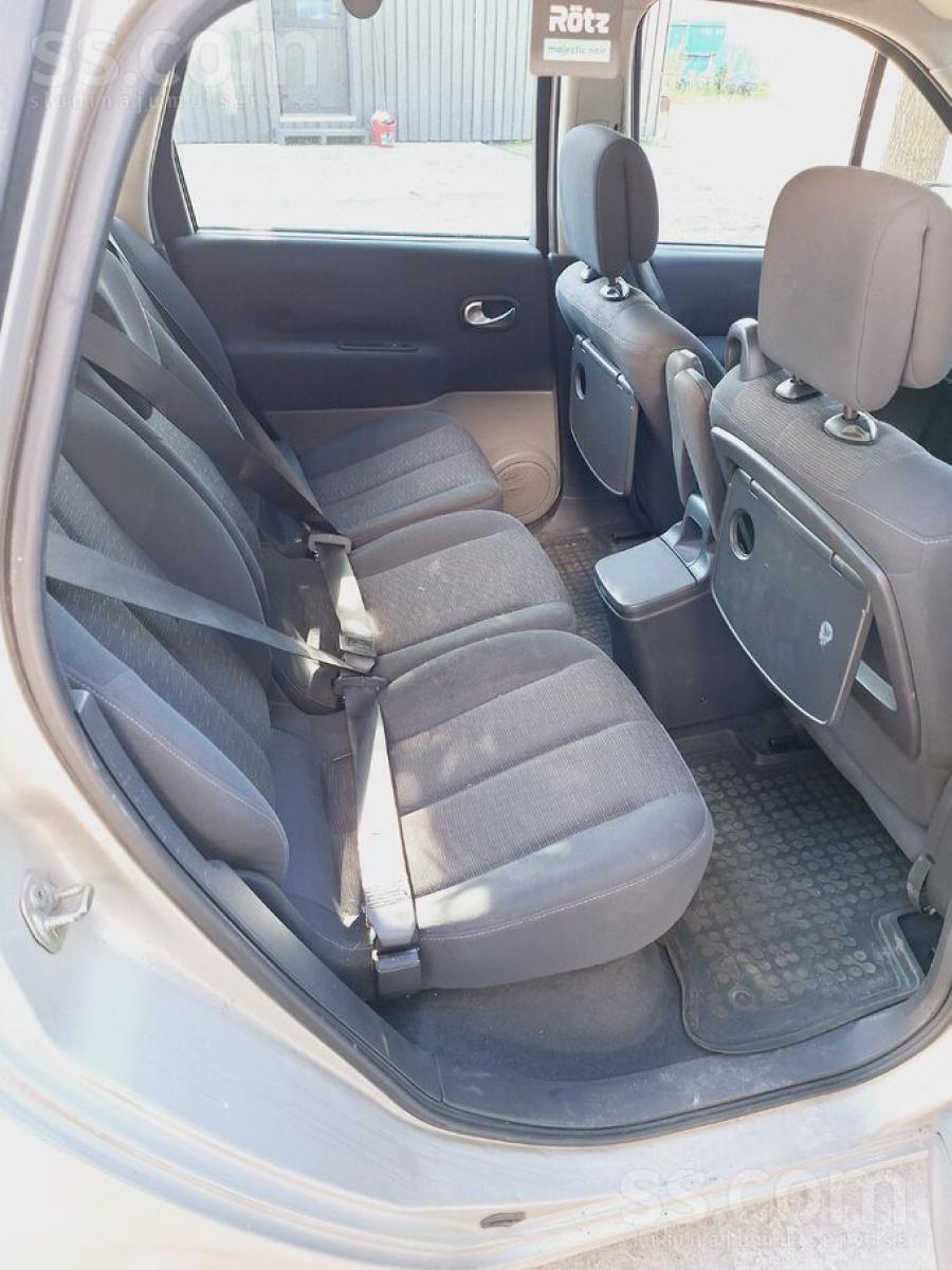 Renault Scenic 2006 Rīga, ar dzinēja tilpumu 1.50 L un nobraukumu 302 tūkst. km par 750 €, foto 12 vietnē AUTOMOTO.COM.LV