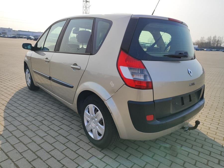 Renault Scenic 2006 Marijampole, ar dzinēja tilpumu 1.60 L un nobraukumu 210 tūkst. km par 1150 €, foto 3 vietnē AUTOMOTO.COM.LV