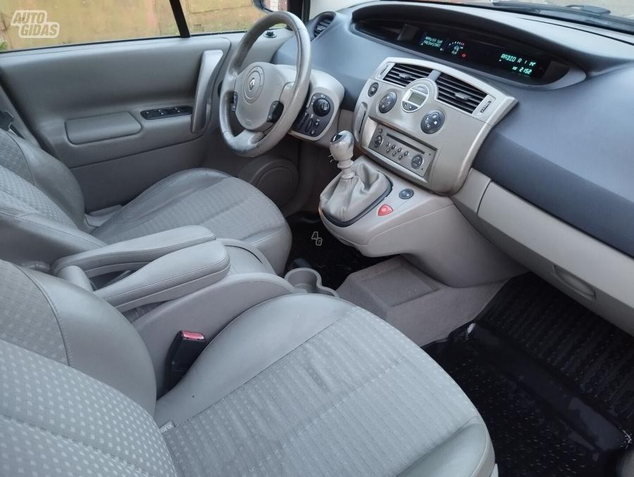 Renault Scenic 2006 Kauņa, ar dzinēja tilpumu 1.90 L un nobraukumu 230 tūkst. km par 1000 €, foto 4 vietnē AUTOMOTO.COM.LV