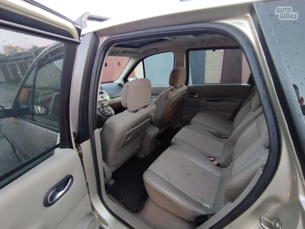 Renault Scenic 2006 Kauņa, ar dzinēja tilpumu 1.90 L un nobraukumu 230 tūkst. km par 1000 €, foto 5 vietnē AUTOMOTO.COM.LV