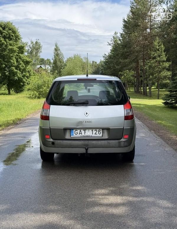 Renault Scenic 2006 Vievis, ar dzinēja tilpumu 1.90 L un nobraukumu 300 tūkst. km par 800 €, foto 6 vietnē AUTOMOTO.COM.LV
