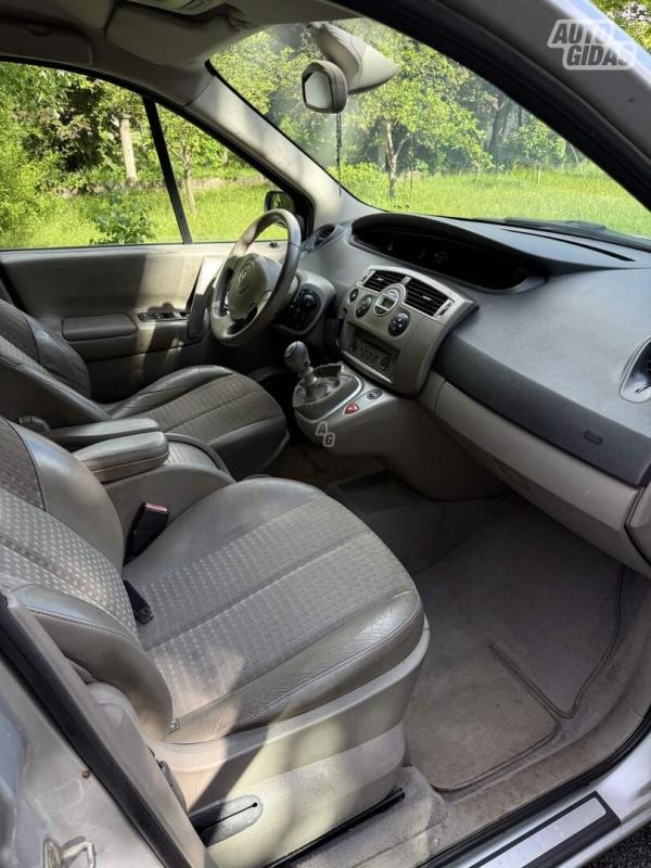 Renault Scenic 2006 Vievis, ar dzinēja tilpumu 1.90 L un nobraukumu 300 tūkst. km par 800 €, foto 10 vietnē AUTOMOTO.COM.LV