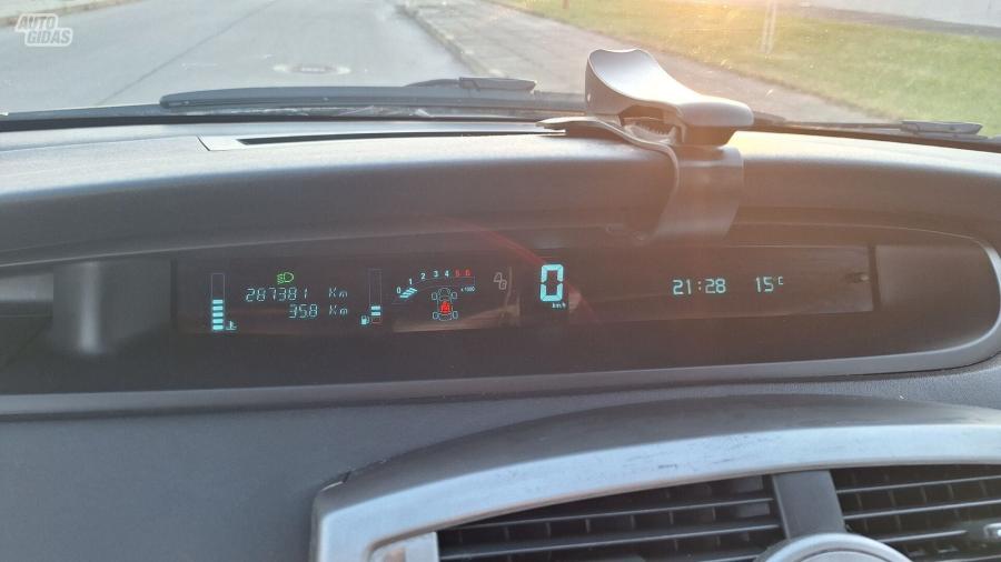 Renault Scenic 2007 in Panevezys, with an engine capacity of 1.90 L and mileage of 287 thousand km for 690 €, photo 1 on AUTOMOTO.COM.LV