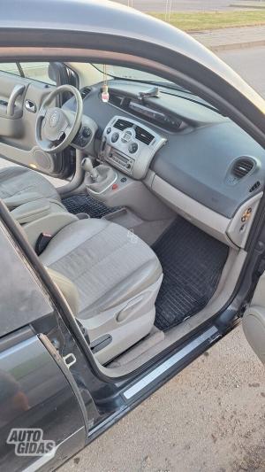Renault Scenic 2007 in Panevezys, with an engine capacity of 1.90 L and mileage of 287 thousand km for 690 €, photo 6 on AUTOMOTO.COM.LV