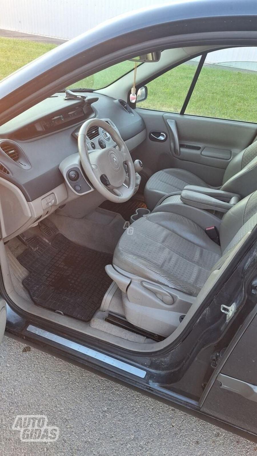 Renault Scenic 2007 in Panevezys, with an engine capacity of 1.90 L and mileage of 287 thousand km for 690 €, photo 7 on AUTOMOTO.COM.LV