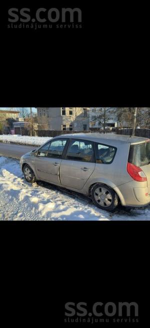 Renault Scenic 2007 in Riga, with an engine capacity of 2.00 L and mileage of 178 thousand km for 500 €, photo 4 on AUTOMOTO.COM.LV