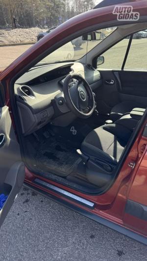 Renault Scenic 2007 in Vilnius, with an engine capacity of 1.90 L and mileage of 258 thousand km for 1500 €, photo 11 on AUTOMOTO.COM.LV