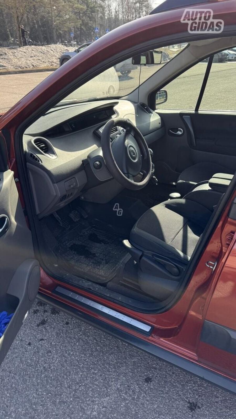 Renault Scenic 2007 in Vilnius, with an engine capacity of 1.90 L and mileage of 258 thousand km for 1500 €, photo 11 on AUTOMOTO.COM.LV