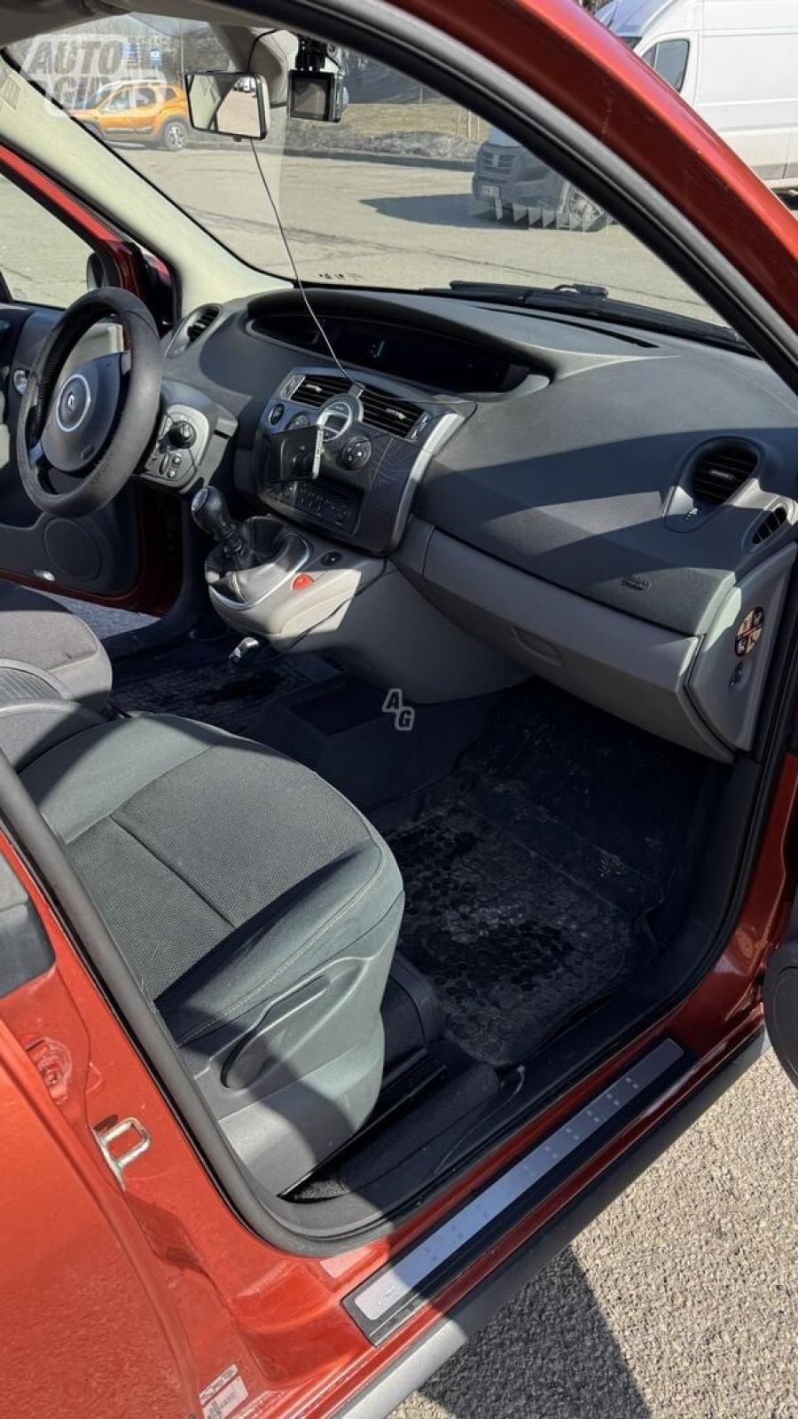 Renault Scenic 2007 in Vilnius, with an engine capacity of 1.90 L and mileage of 258 thousand km for 1500 €, photo 13 on AUTOMOTO.COM.LV