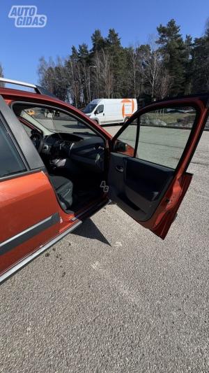 Renault Scenic 2007 in Vilnius, with an engine capacity of 1.90 L and mileage of 258 thousand km for 1500 €, photo 14 on AUTOMOTO.COM.LV