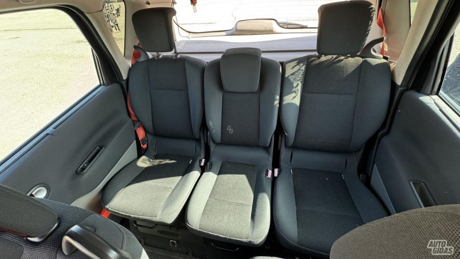 Renault Scenic 2007 in Vilnius, with an engine capacity of 1.90 L and mileage of 258 thousand km for 1500 €, photo 20 on AUTOMOTO.COM.LV