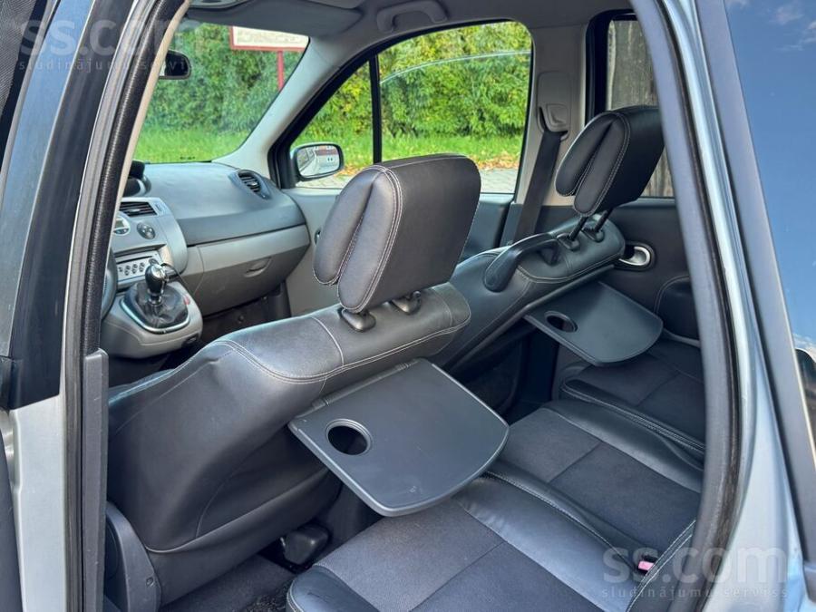 Renault Scenic 2008 Jelgava, ar dzinēja tilpumu 1.90 L un nobraukumu 365 tūkst. km par 1500 €, foto 17 vietnē AUTOMOTO.COM.LV