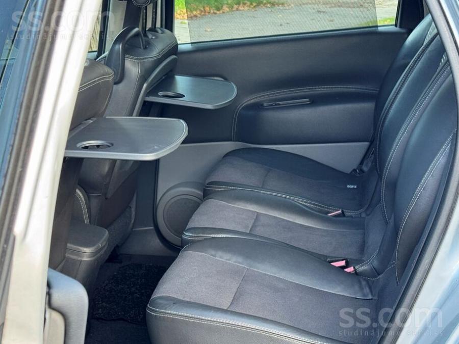 Renault Scenic 2008 Jelgava, ar dzinēja tilpumu 1.90 L un nobraukumu 365 tūkst. km par 1500 €, foto 19 vietnē AUTOMOTO.COM.LV