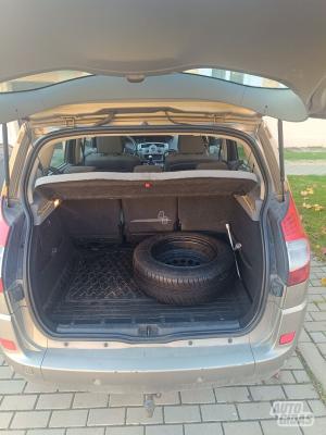 Renault Scenic 2008 Kauņa, ar dzinēja tilpumu 1.60 L un nobraukumu 352 tūkst. km par 1400 €, foto 7 vietnē AUTOMOTO.COM.LV