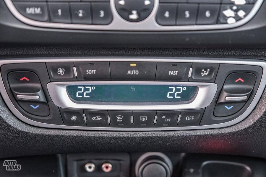 Renault Scenic 2010 in Kaunas, with an engine capacity of 2.00 L and mileage of 235 thousand km for 4790 €, photo 22 on AUTOMOTO.COM.LV