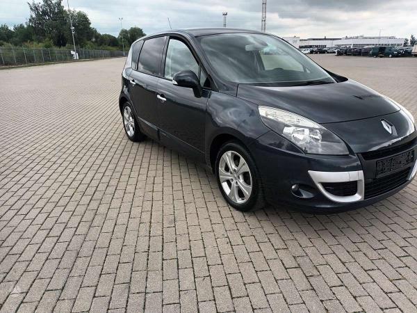 Renault Scenic 2010 Marijampole, ar dzinēja tilpumu 1.87 L un nobraukumu 238 tūkst. km par 2850 €, foto 6 vietnē AUTOMOTO.COM.LV